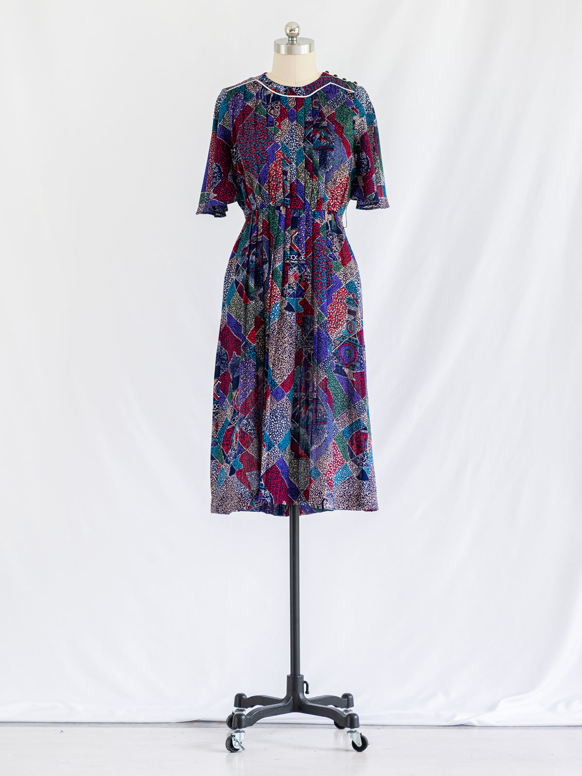 Sugar Cream Vintage Geometric Pleated Polyester Midi Dress