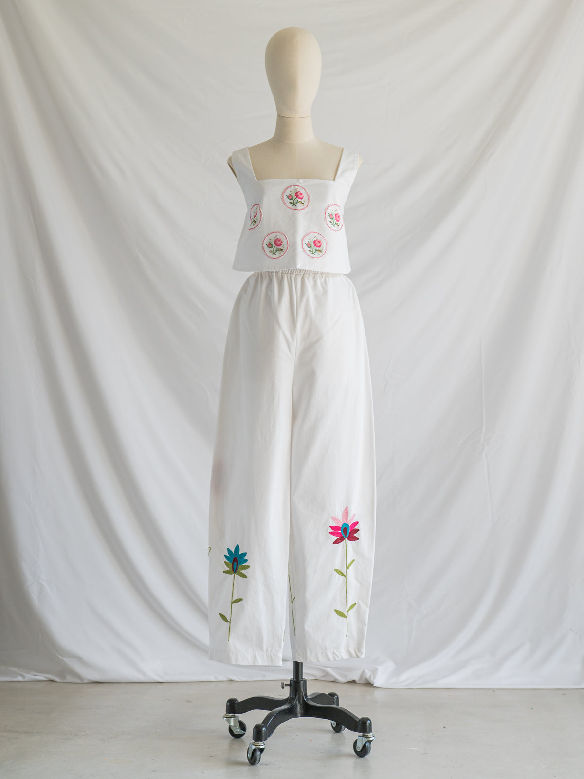Sugar Cream Vintage Re-design Upcycled Rose Embroidery Top Set
